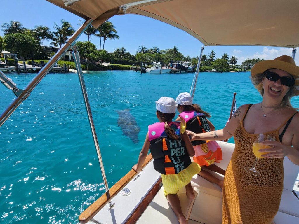 Top 5 Reasons to live in Jupiter Florida - Flying Lady Boat Tours